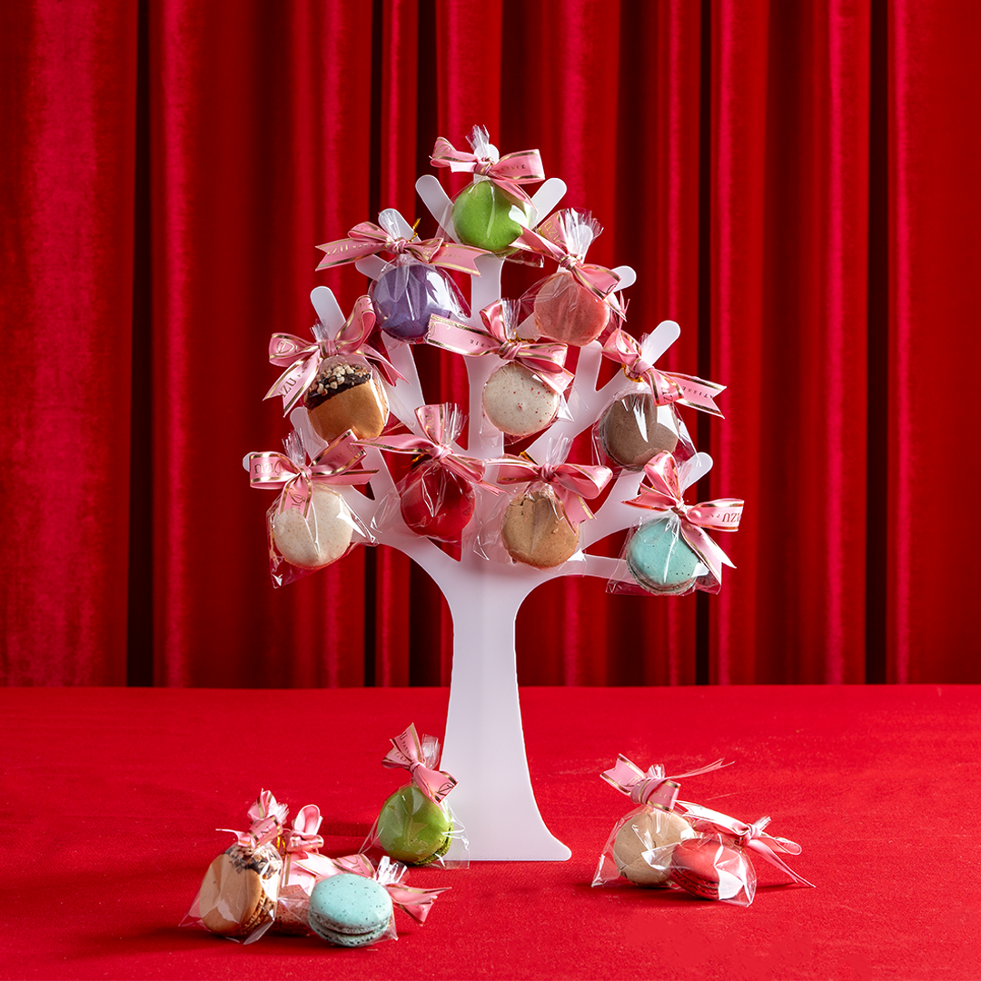 Macaron de Paris Noel Tree – Bizu Patisserie and Cafe