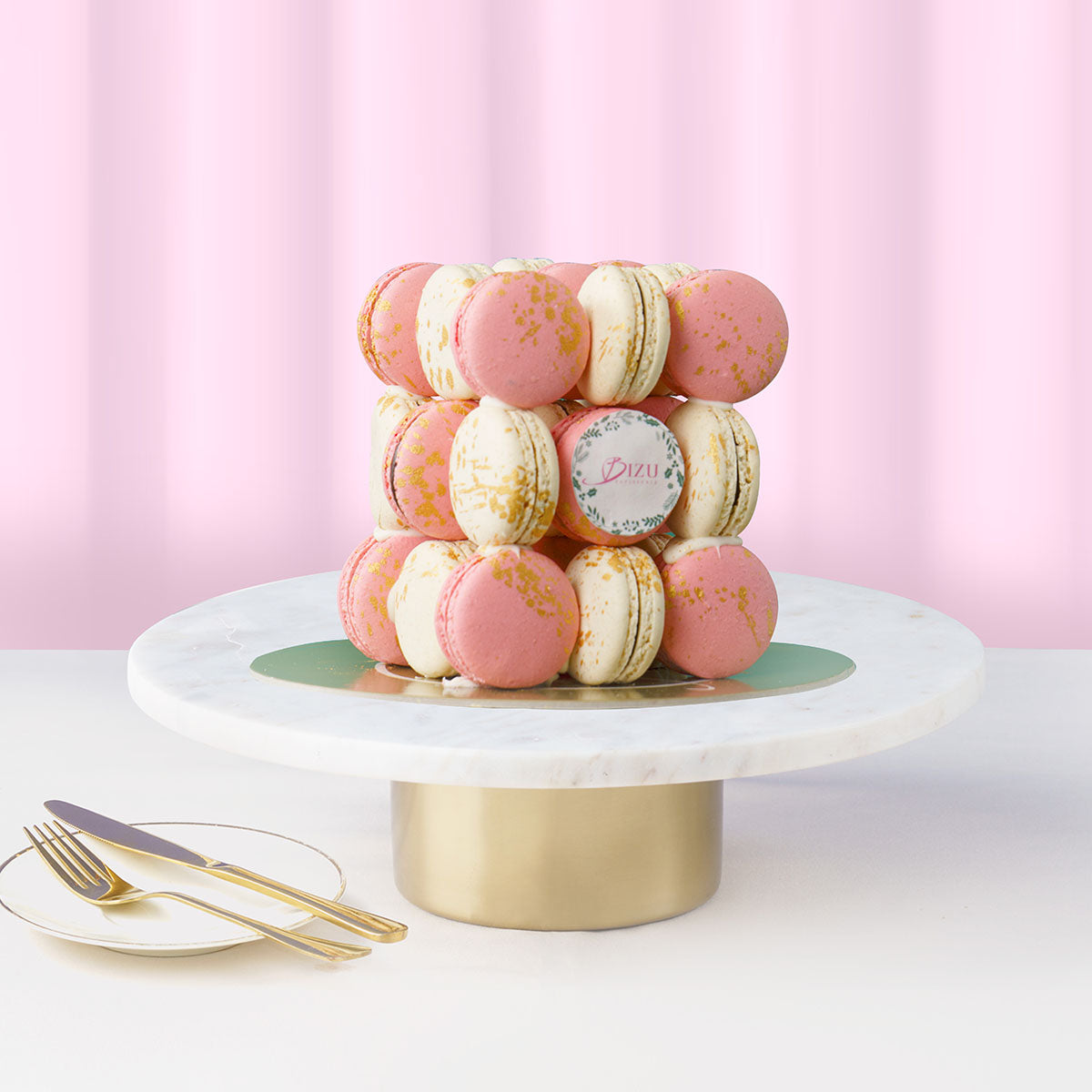 Le Cube Macaron – Bizu Patisserie and Cafe